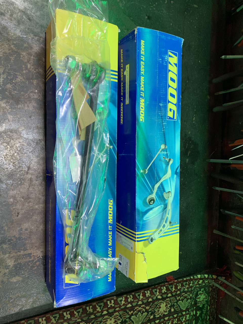 Стойки стабилизатора — Mercedes-Benz C-class (W204), 1,8 л, 2011 года ...