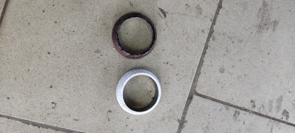 Замена подушек двигателя, кольца и гофры — KIA Cerato (2G), 1,6 л, 2010 ...