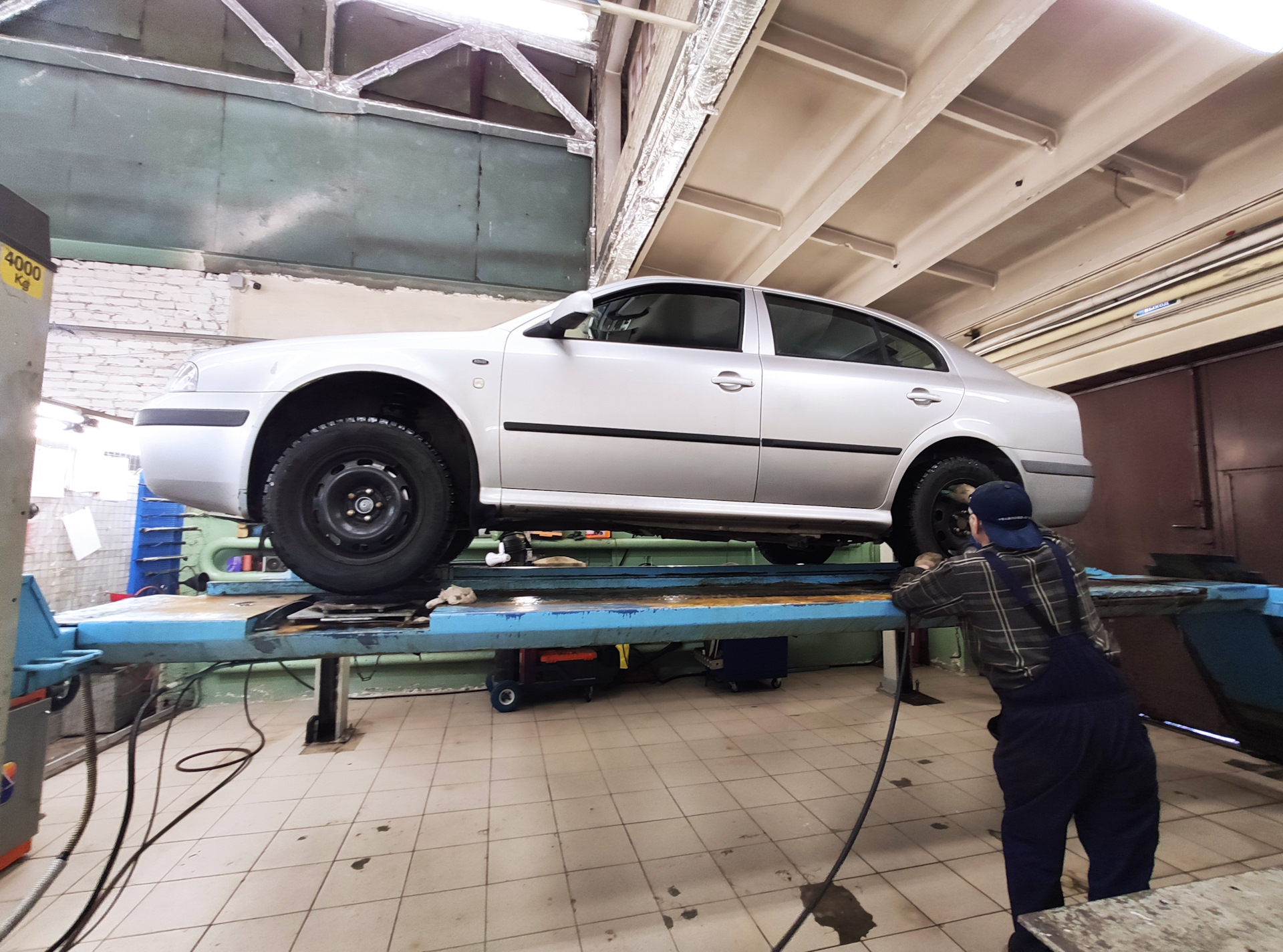 Замена передних стоек. — Skoda Octavia A4 Mk1, 1,8 л, 2002 года | визит ...