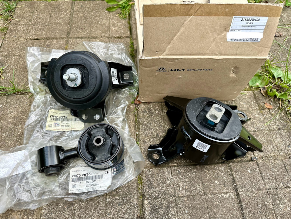 Подушки двигателя — KIA Sorento (2G), 2,2 л, 2013 года | своими руками ...