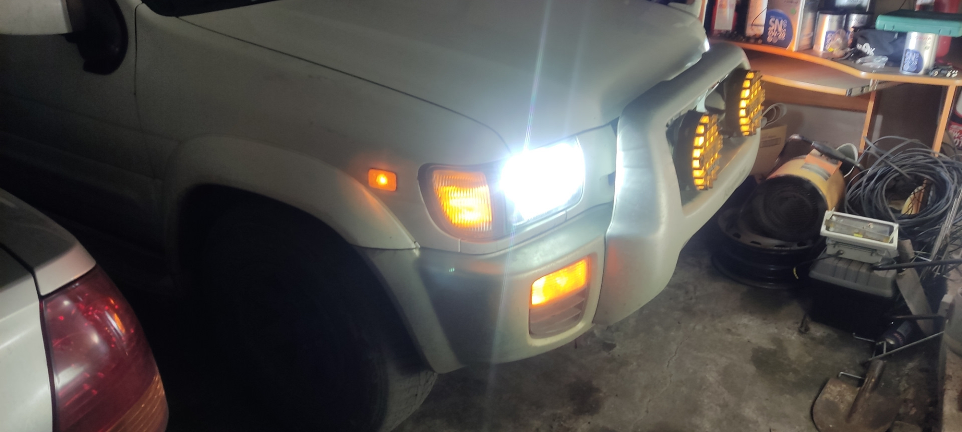 Оранжевый габарит, поиски истины… — Nissan Terrano Regulus, 3,2 л, 1997 ...