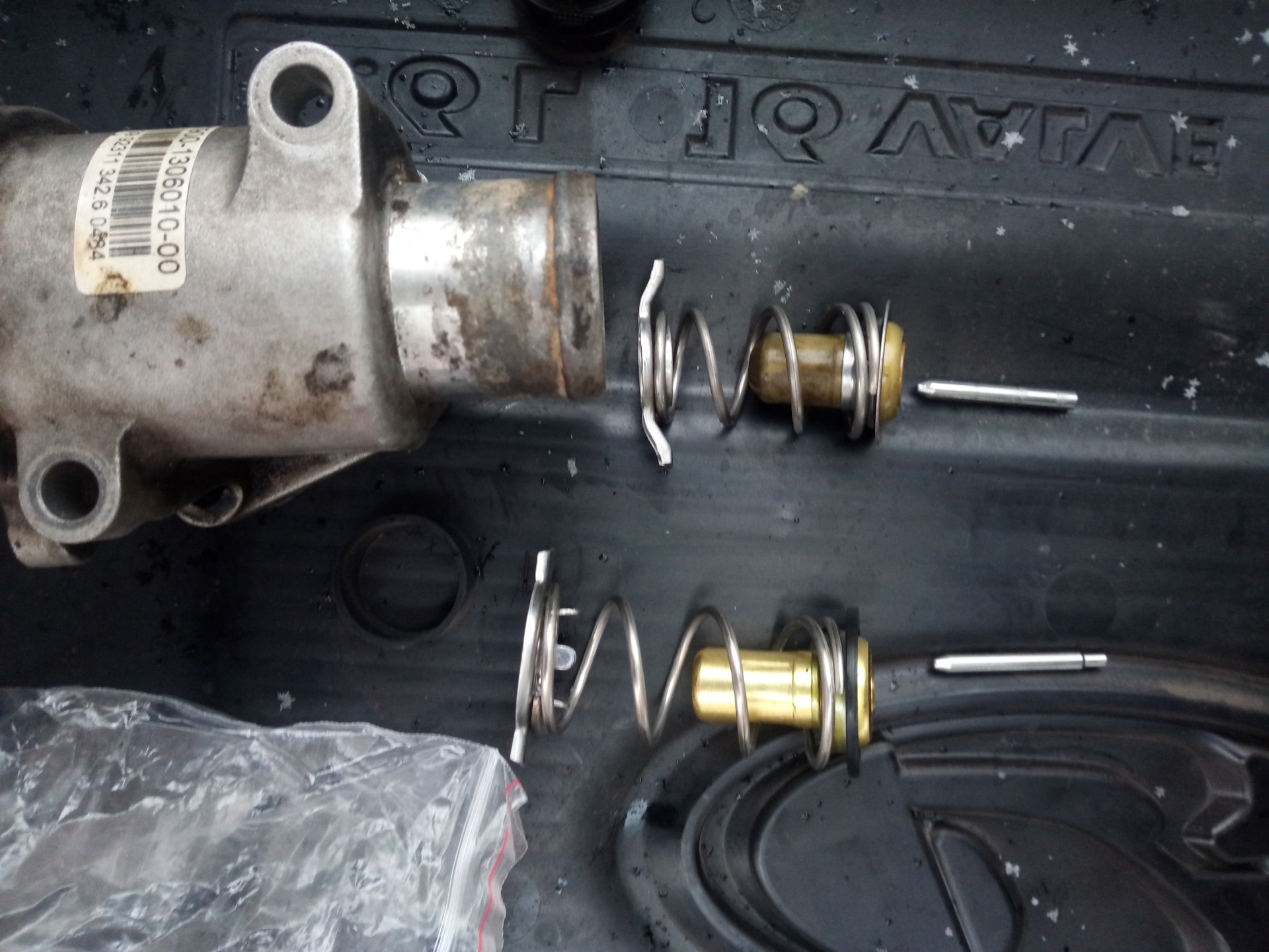 Luzar Lt0191 и ролик натяжителя INA 531076010 — Lada Гранта (1G), 1,8 л ...