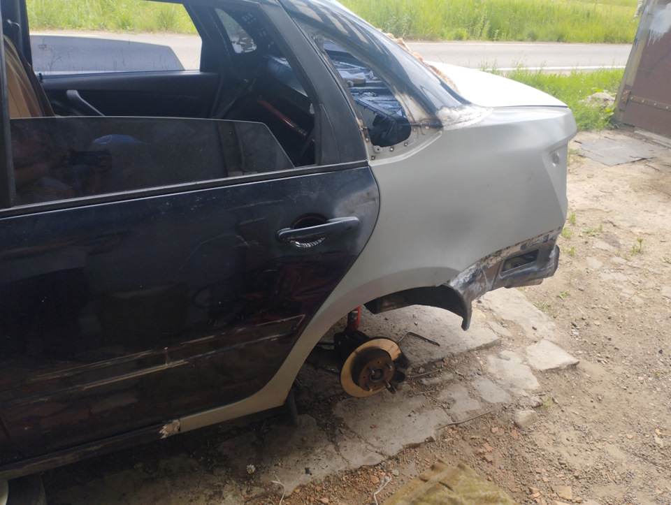 День второй)) работа кипит — Lada Гранта (1G), 1,6 л, 2012 года ...