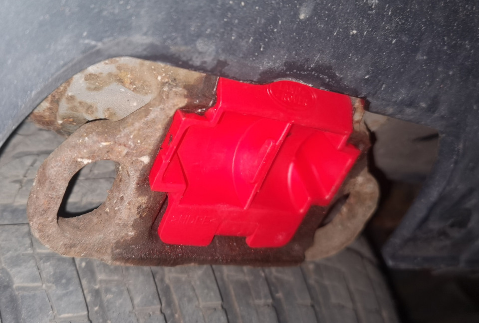 Ремонт крюка прицепа — Land Rover Discovery IV, 3 л, 2014 года ...