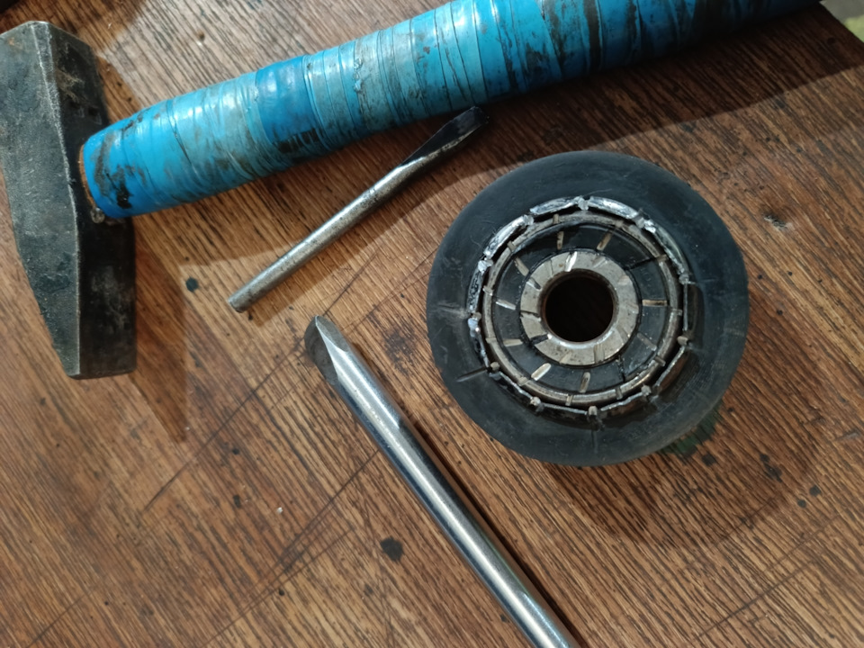 Замена подшипников в опорах стоек Tein. — Subaru Forester (SH), 2,5 л ...