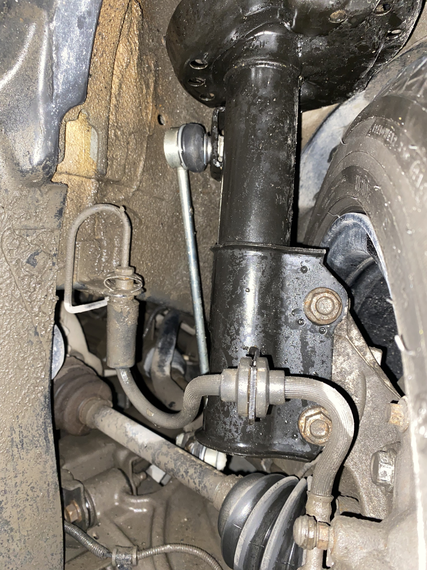 Замена передних амортизаторов и стоек стабилизатора — Opel Astra J, 1,6 ...