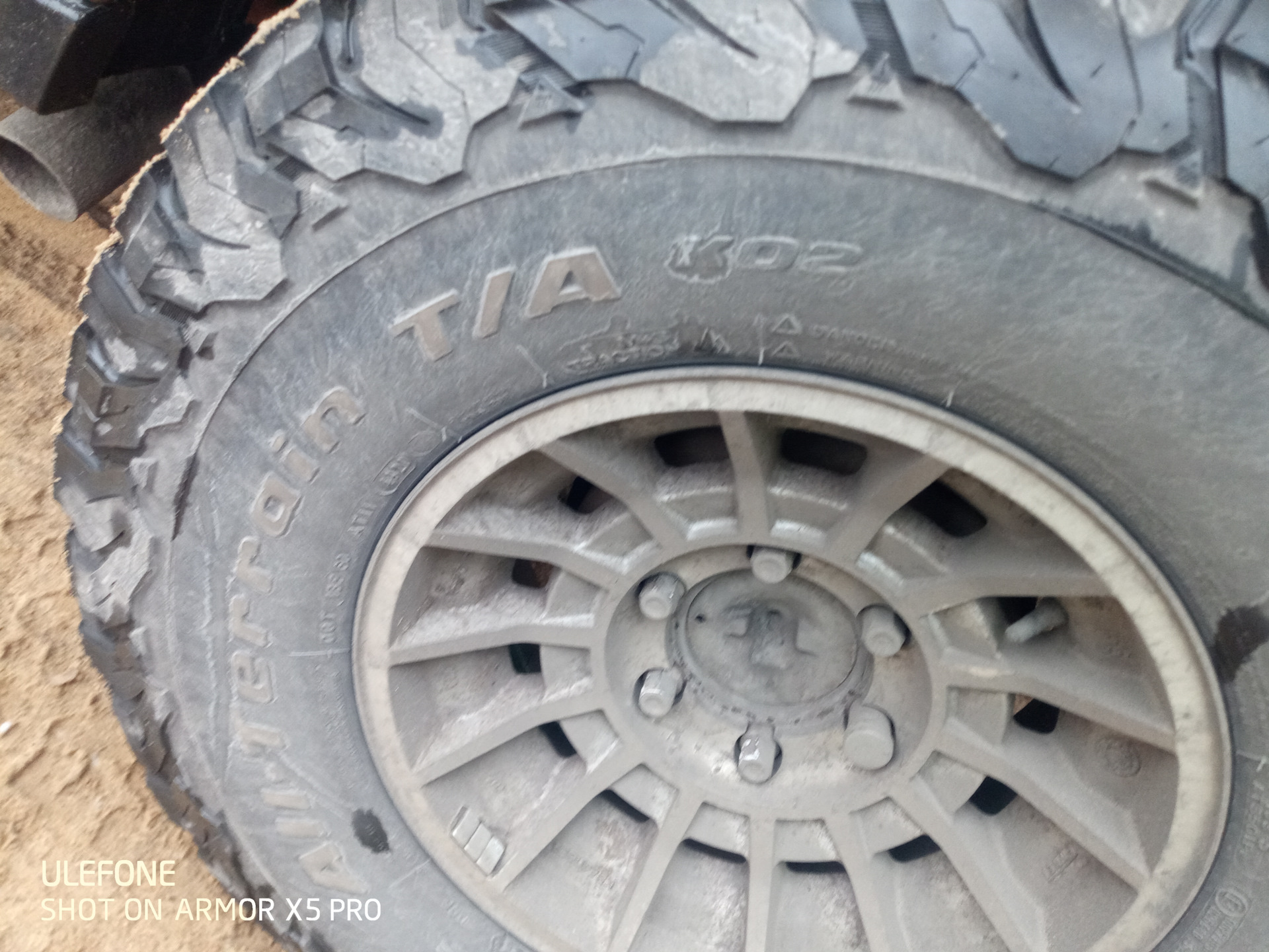 Реактивные тяги резинки, то, гудрич продан — Nissan Terrano II, 2,4 л ...