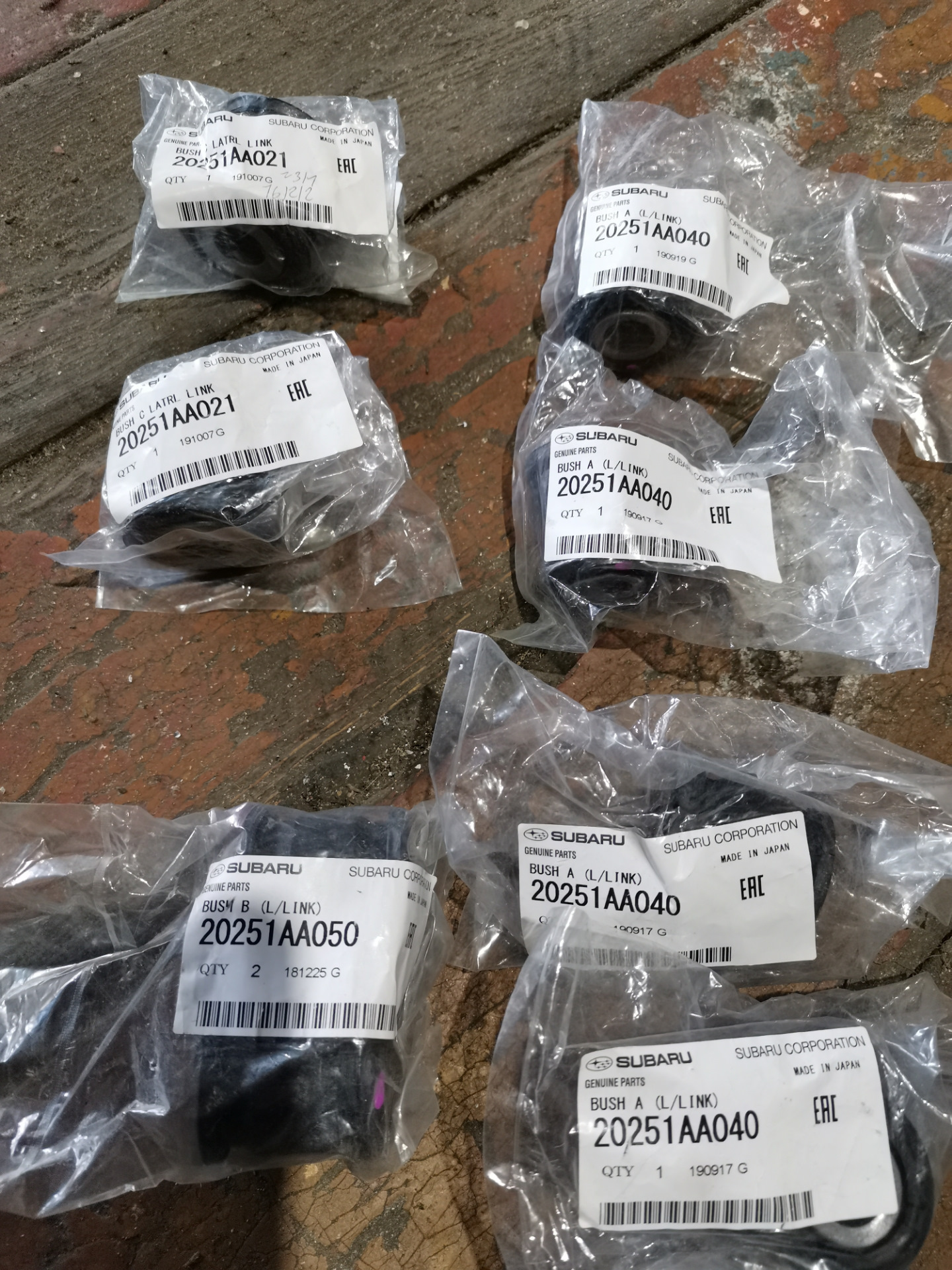 Замена сайлентблоков задней подвески и спойлер SYMS — Subaru Forester ...