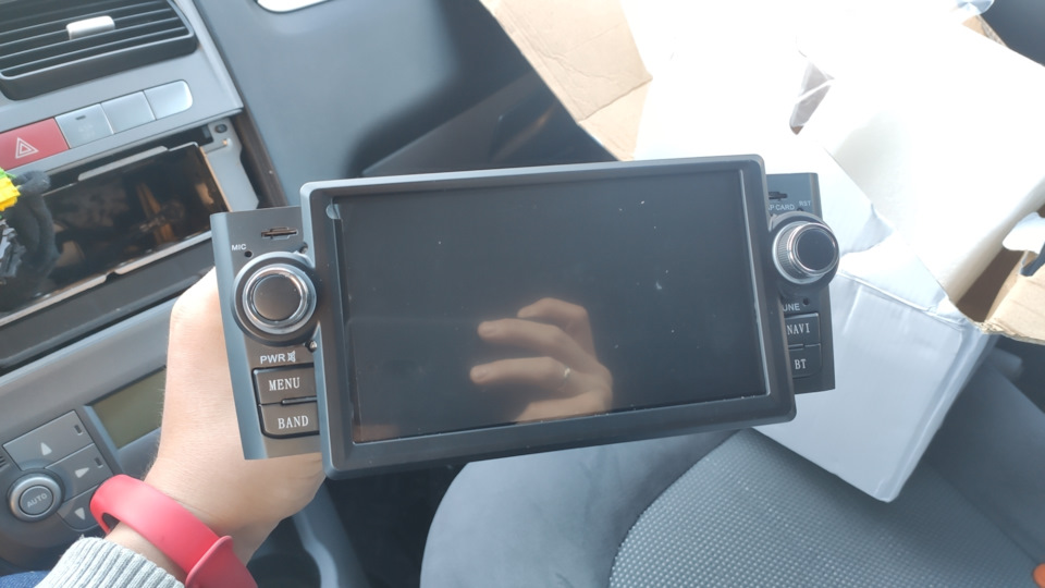 Установка ГУ (магнитолы) Android из Китая — FIAT Linea, 1,4 л, 2011 ...