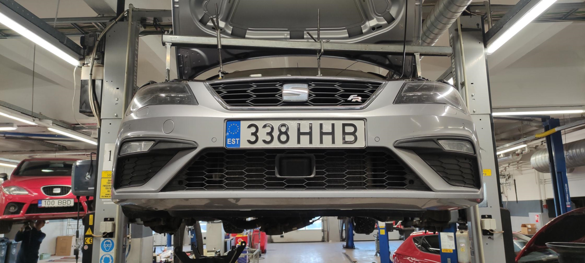 Не было печали, завела баба порося. — SEAT Leon (Mk III), 2 л, 2018 ...