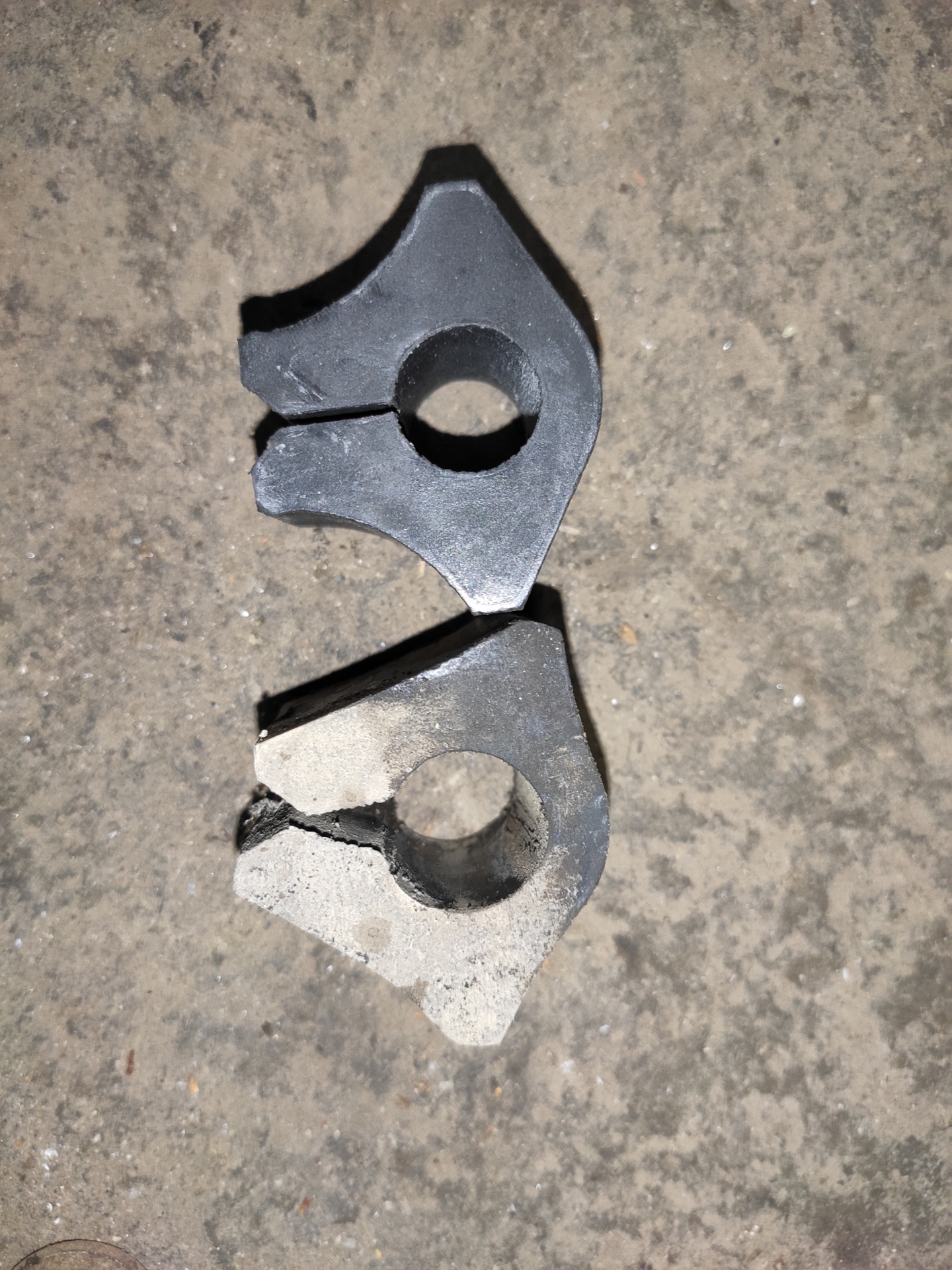 Замена сайлентблоков балки, тормозных шланг, масла, задней втулки ...