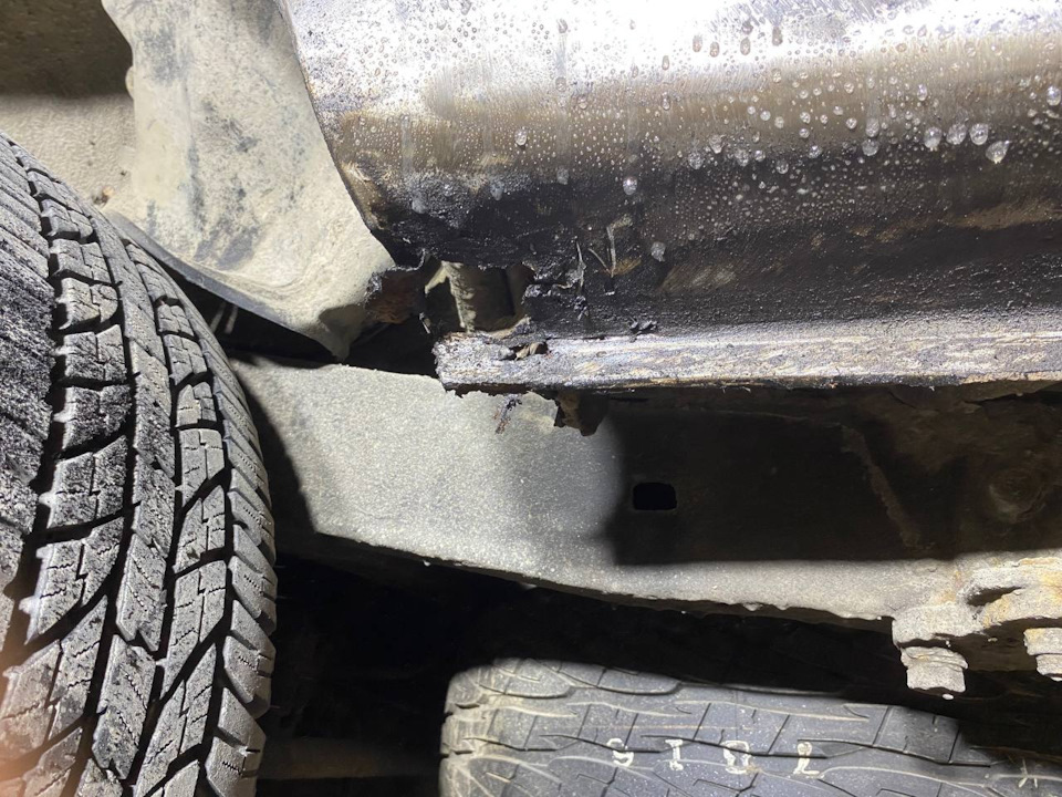 Заглушки. Первые шаги кузовного ремонта — Toyota Land Cruiser 100, 4,2 ...