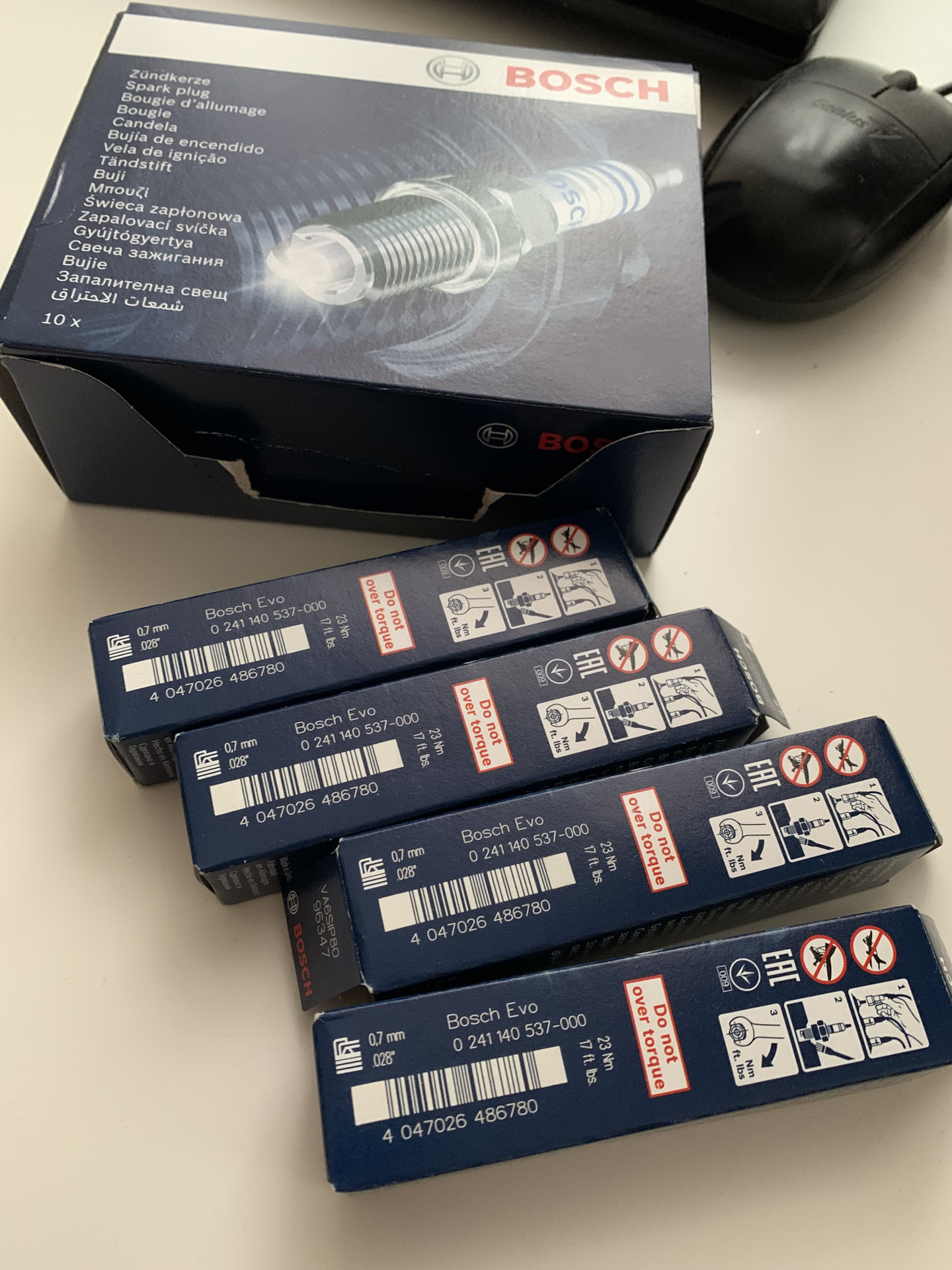 Замена свечей зажигания — Mercedes-Benz C-Class (W204), 1,6 л, 2013 ...