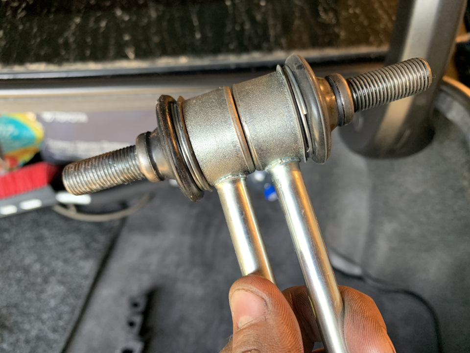 Замена стоек и резинок стабилизатора. — Toyota Camry (XV50), 3,5 л ...