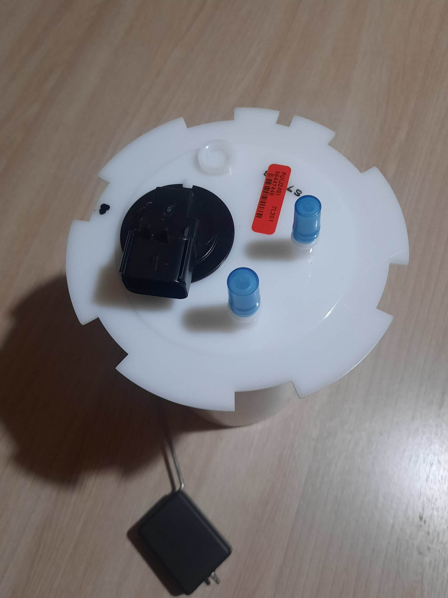 Новый оригинальный бензонасос — Chevrolet Lacetti 5D, 1,4 л, 2011 года ...