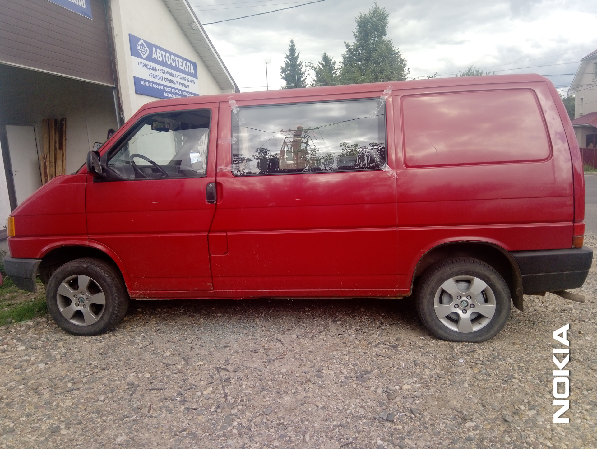 вставка стекол — Volkswagen Transporter T4, 1,9 л, 1991 года | другое ...
