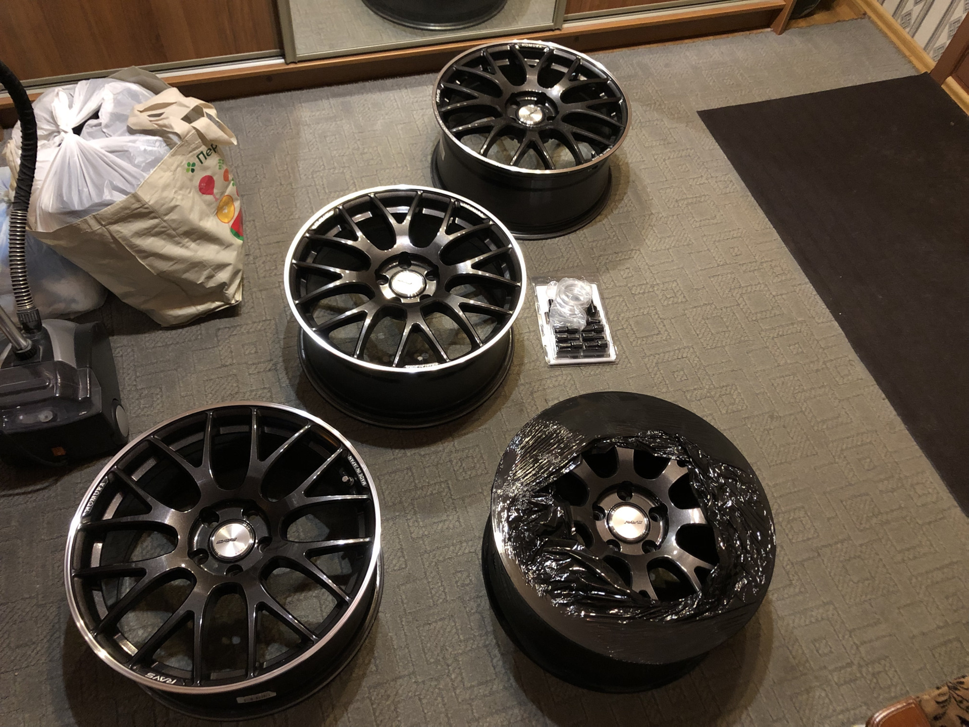 Rays homura 2х8 GTS 5X112 18х8j 43 — Skoda Octavia A7 Mk3, 1,8 л, 2020 года | колёсные диски ...