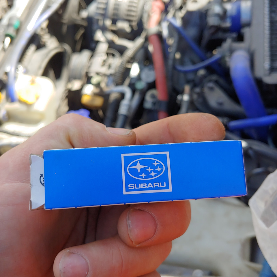 Замена свечей. — Subaru Forester (SF), 2 л, 2000 года | поломка | DRIVE2