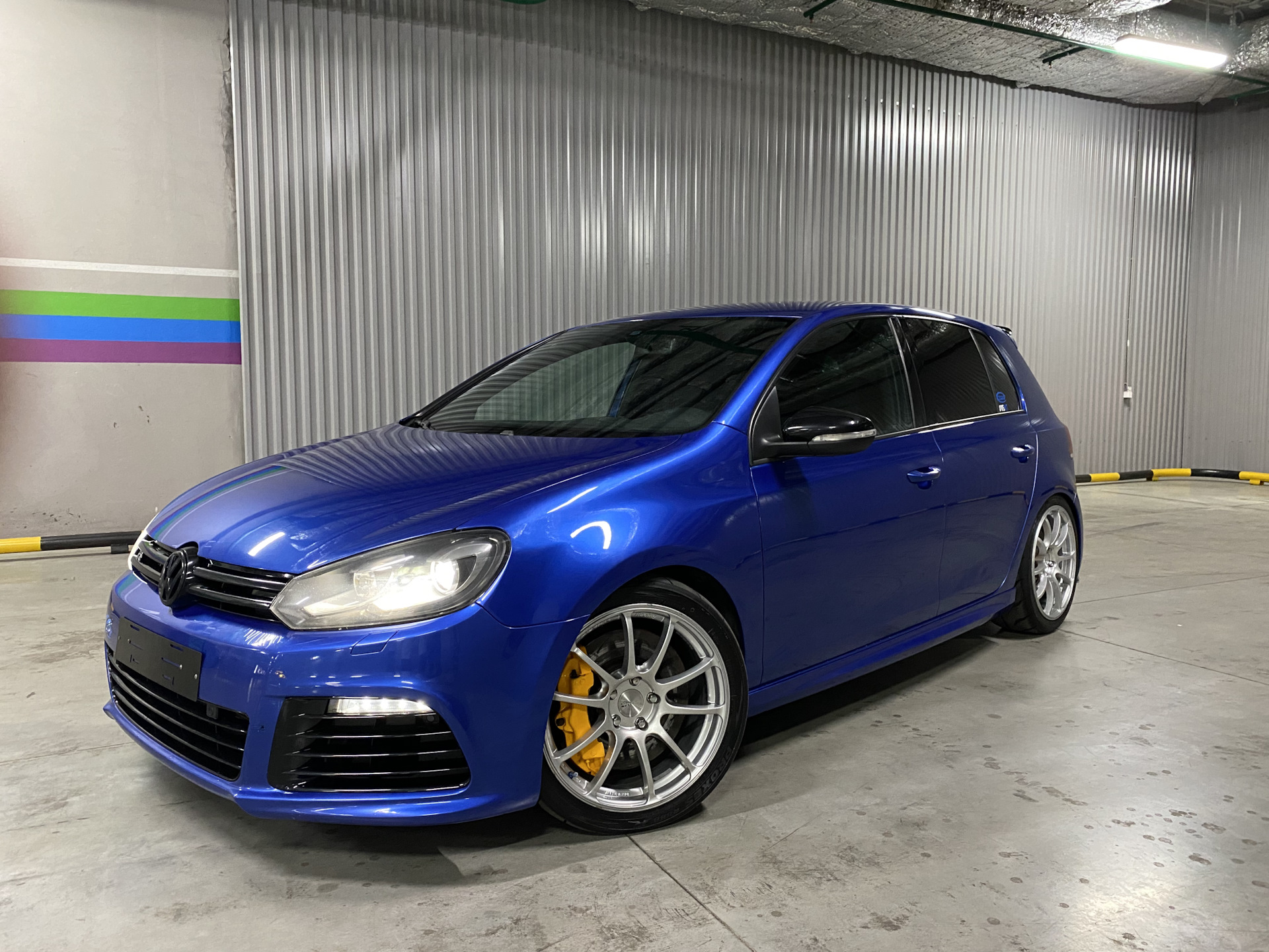 Фотография 😈 — Volkswagen Golf R Mk6, 2 л, 2011 года | просто так | DRIVE2