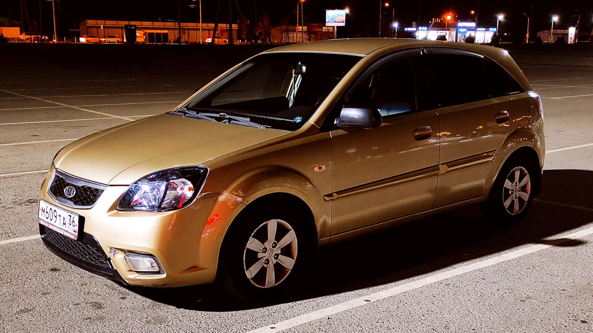 KIA Rio (2G) 1.4 бензиновый 2010 | Gold на DRIVE2