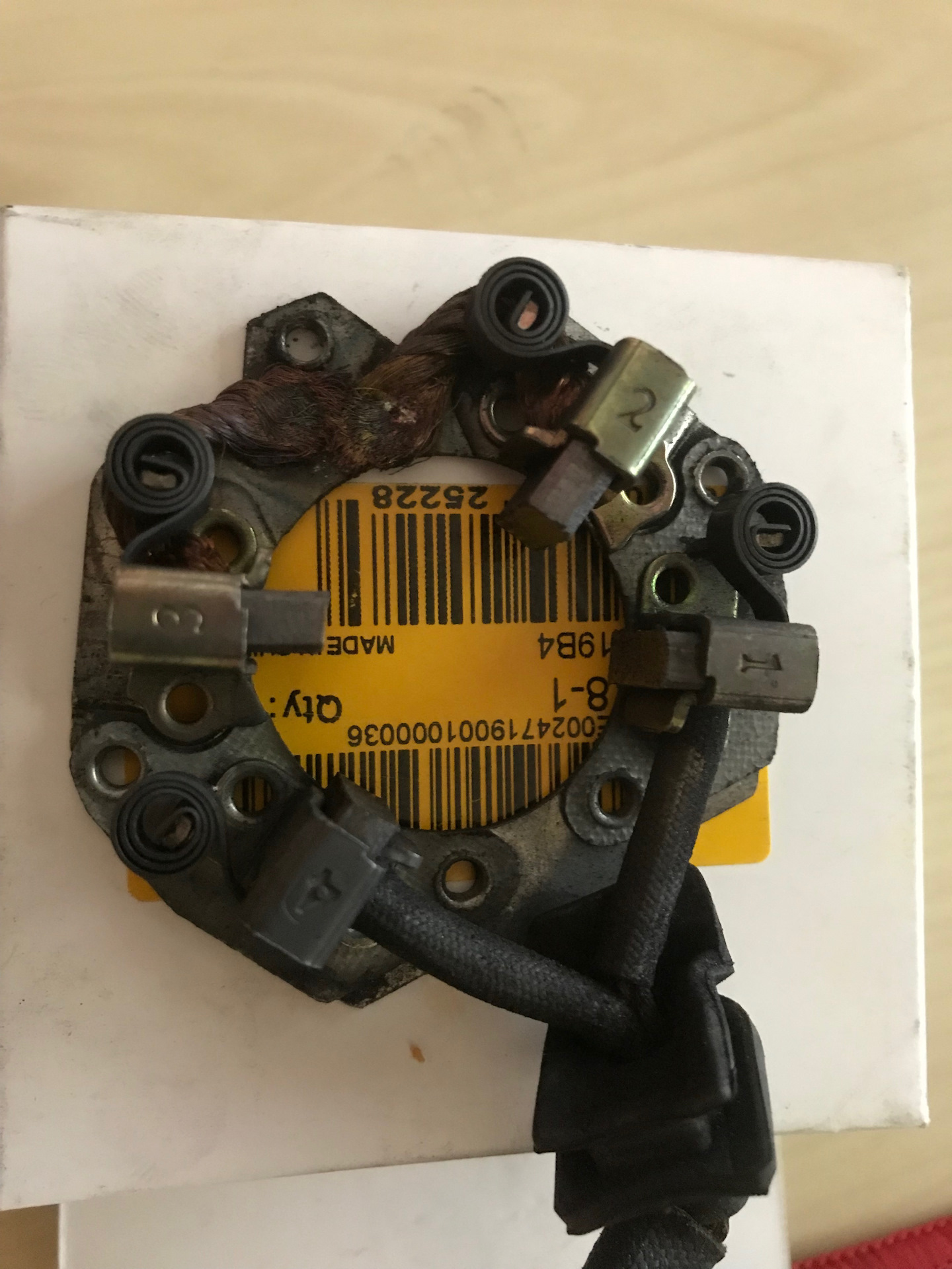 Щетки стартера — BMW 3 series (E46), 2,2 л, 2004 года | визит на сервис ...