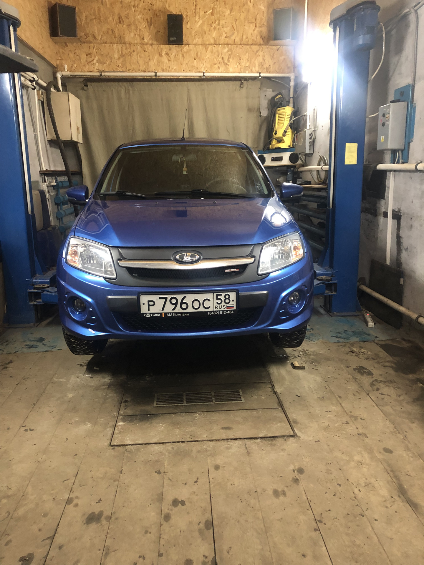 Замена колодок — Lada Granta Sport, 1,6 л, 2018 года | тюнинг | DRIVE2
