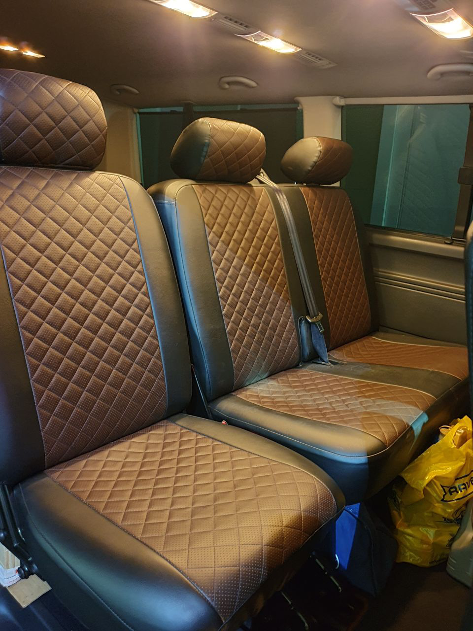 Чехлы autopilot — Volkswagen Caravelle (T6), 2 л, 2018 года ...