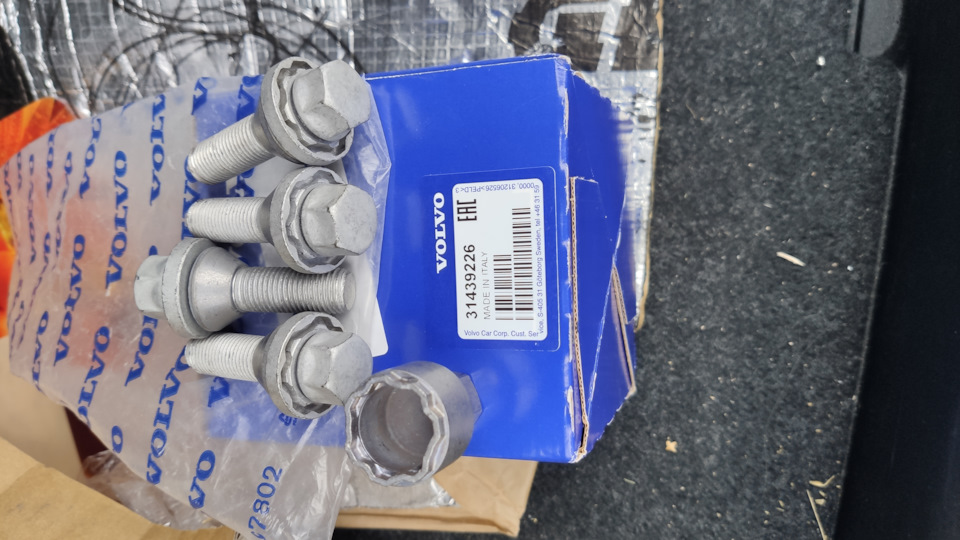31439226 Болты колесные секретки колмплект Volvo | Запчасти на DRIVE2