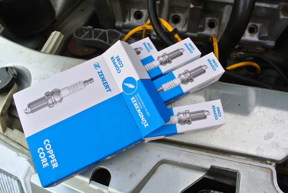 Новые свечи зажигания Zekkert — Lada 21101, 1,6 л, 2005 года ...