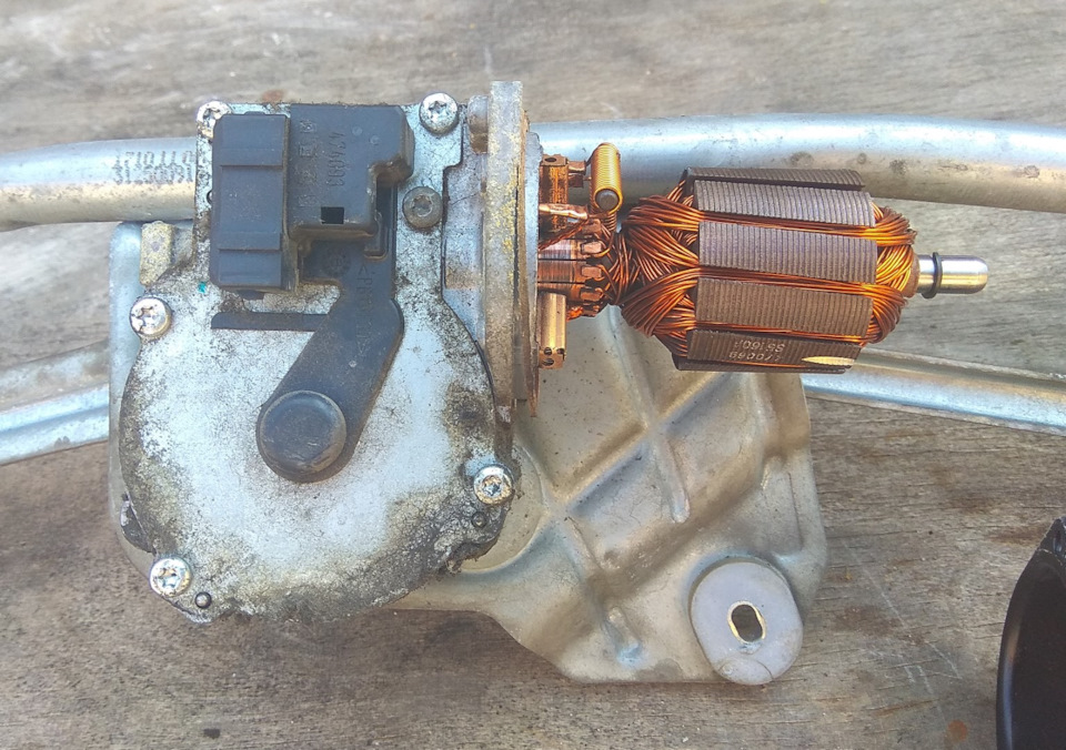 Трапеция. Датчик качества воздуха. Вольво ХС90. — Volvo XC90 (1G), 2,5 ...