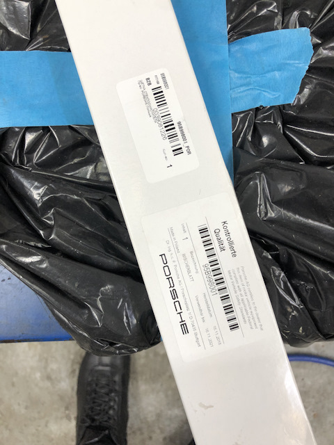 95B998001 Щётка стеклоочистителя комплект VAG | Запчасти на DRIVE2