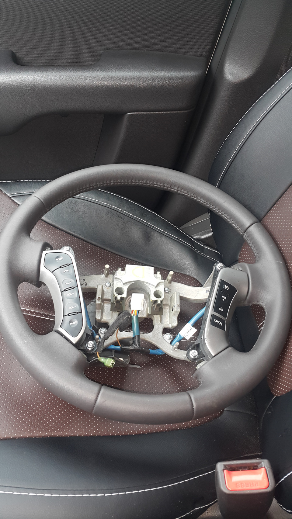 Новый Руль — Hyundai Santa Fe (2G), 2,2 л, 2010 года | своими руками ...