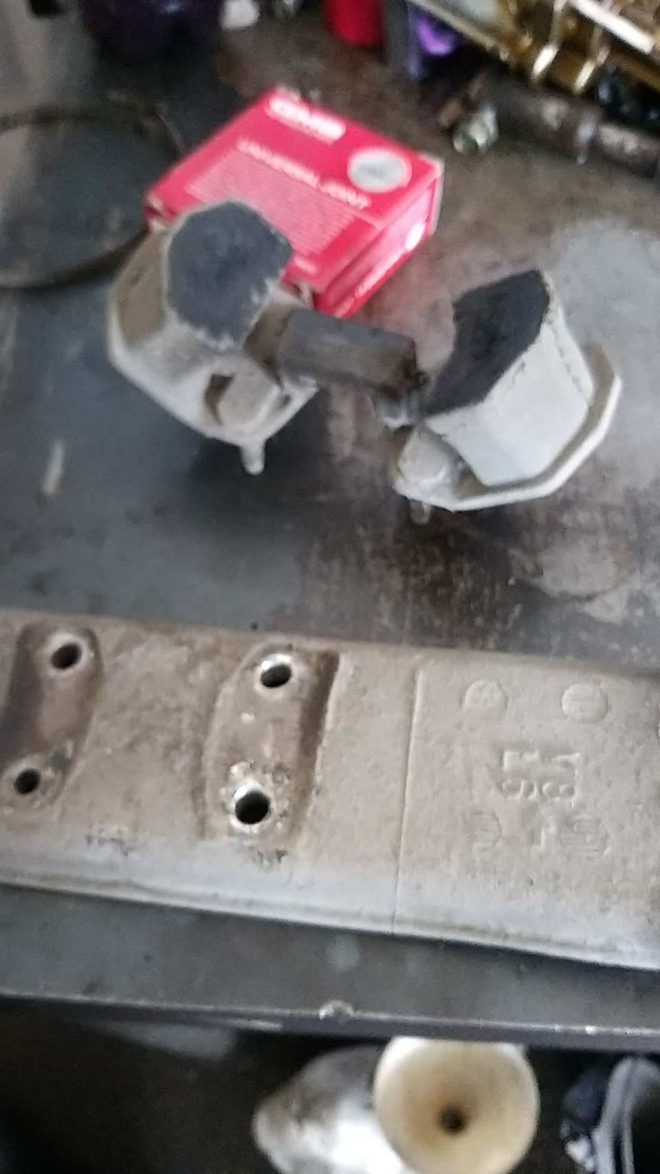 Замена подушки каробка — Toyota Aristo (I), 3 л, 1995 года | расходники ...