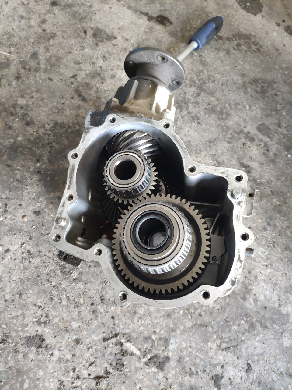 Замена сальника Акпп — Hyundai Tucson (JM), 2,7 л., 2005 года | визит ...