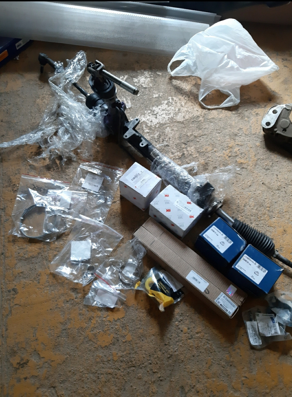 #17 Рейка/Передняя подвеска — Volkswagen Golf Mk4, 1,6 л, 1999 года ...