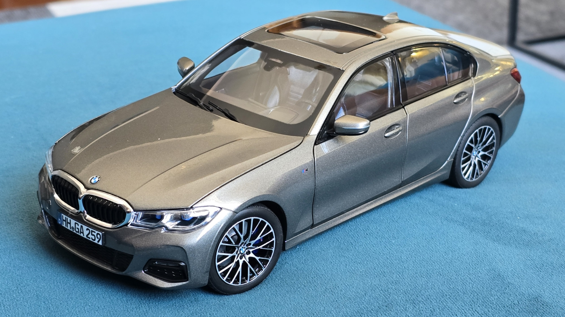 BMW G20 1:18 Norev — BMW 3 series (G20), 2 л, 2021 года | другое | DRIVE2