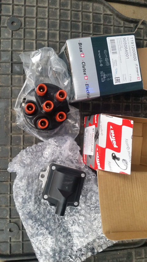 034905207B Крышка прерыв.-распределителя VAG | Запчасти на DRIVE2