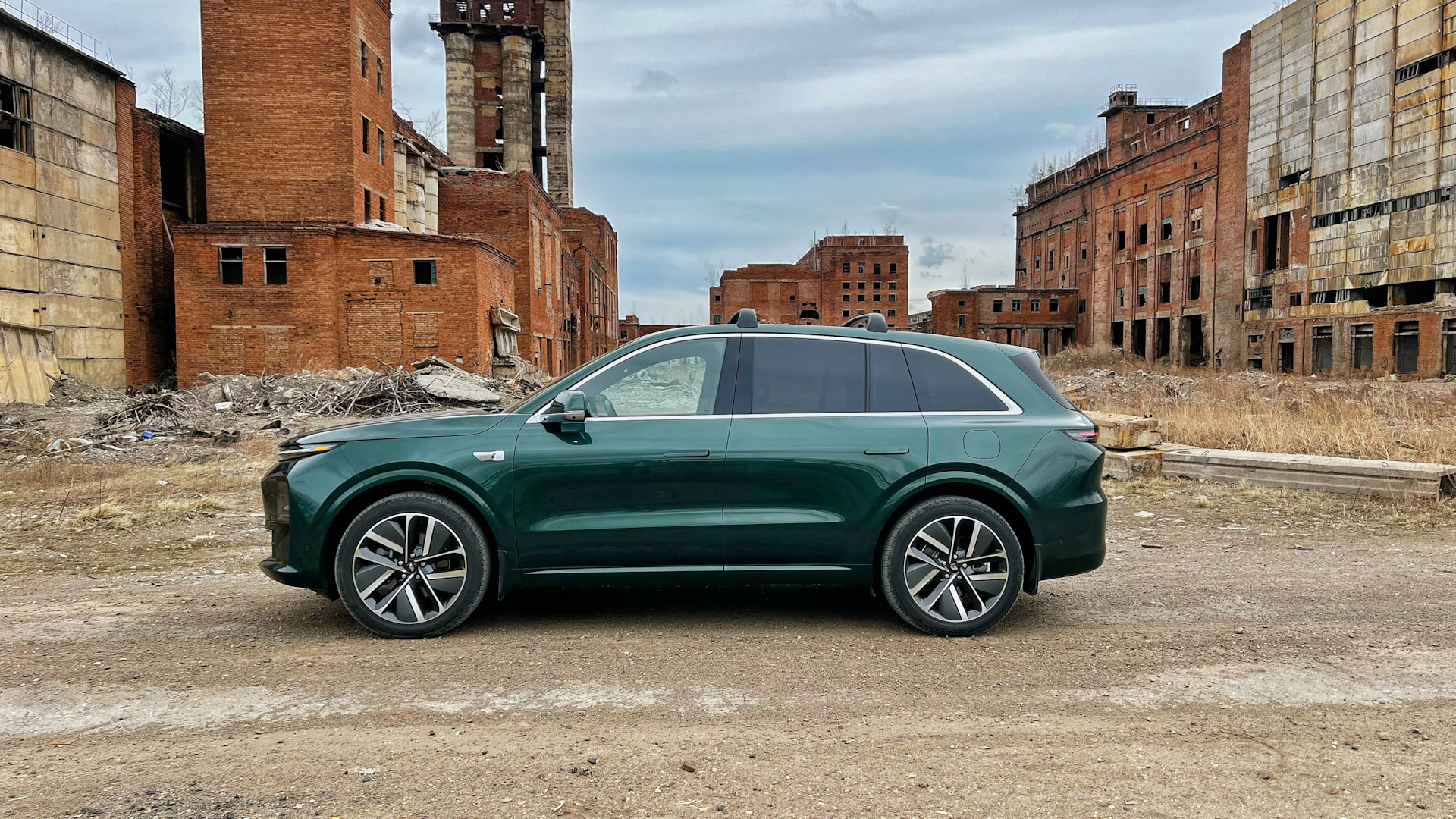 Li Auto L6 электрический 2024 | Pro на DRIVE2