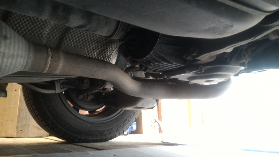 Очередной сопливчик устранен — Toyota Auris (1G), 1,5 л, 2010 года ...
