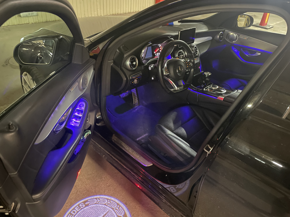 Установка подсветки салона Ambient Light — Mercedes-Benz C-Class (W205 ...