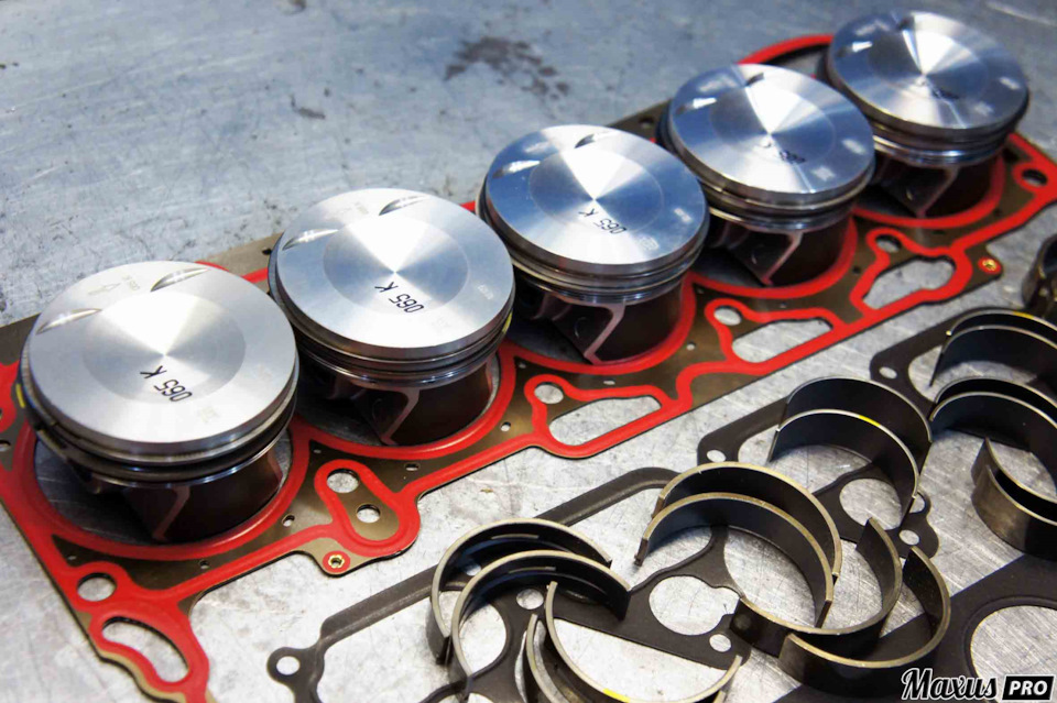 Замена поршневой на Audi RSQ3 2.5 TFSI CTSA — Maxuspro на DRIVE2