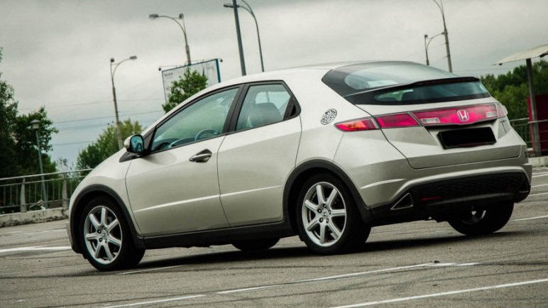 ТО + замена глушителя и приводного ремня. — Honda Civic Hatchback (8G ...
