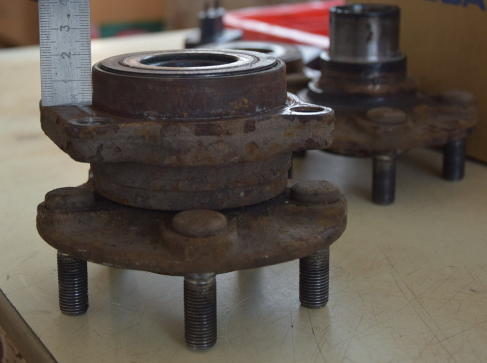 28373SC000 Ступица передняя правая SUBARU | Запчасти на DRIVE2