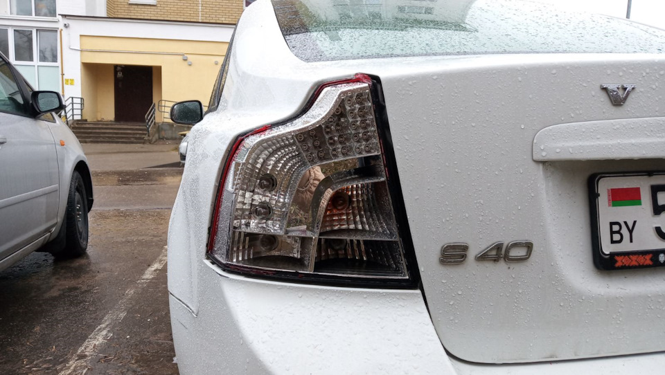 День, улица, фонарь, аптека — Volvo S40 (2G), 1,6 л, 2011 года | ДТП ...