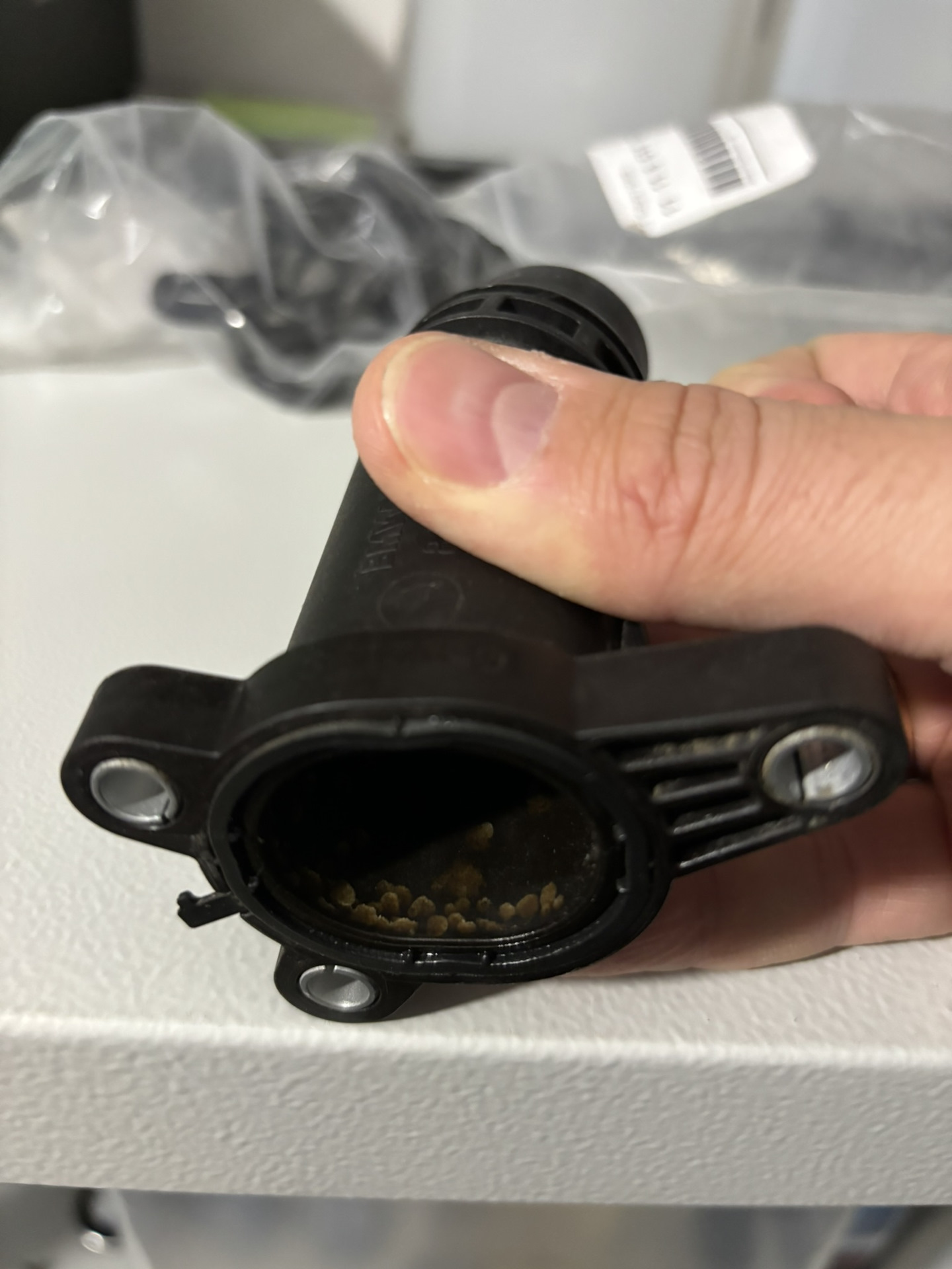 14. Замена корпуса масляного стакана на B48 — BMW X3 (G01), 2 л, 2019 ...