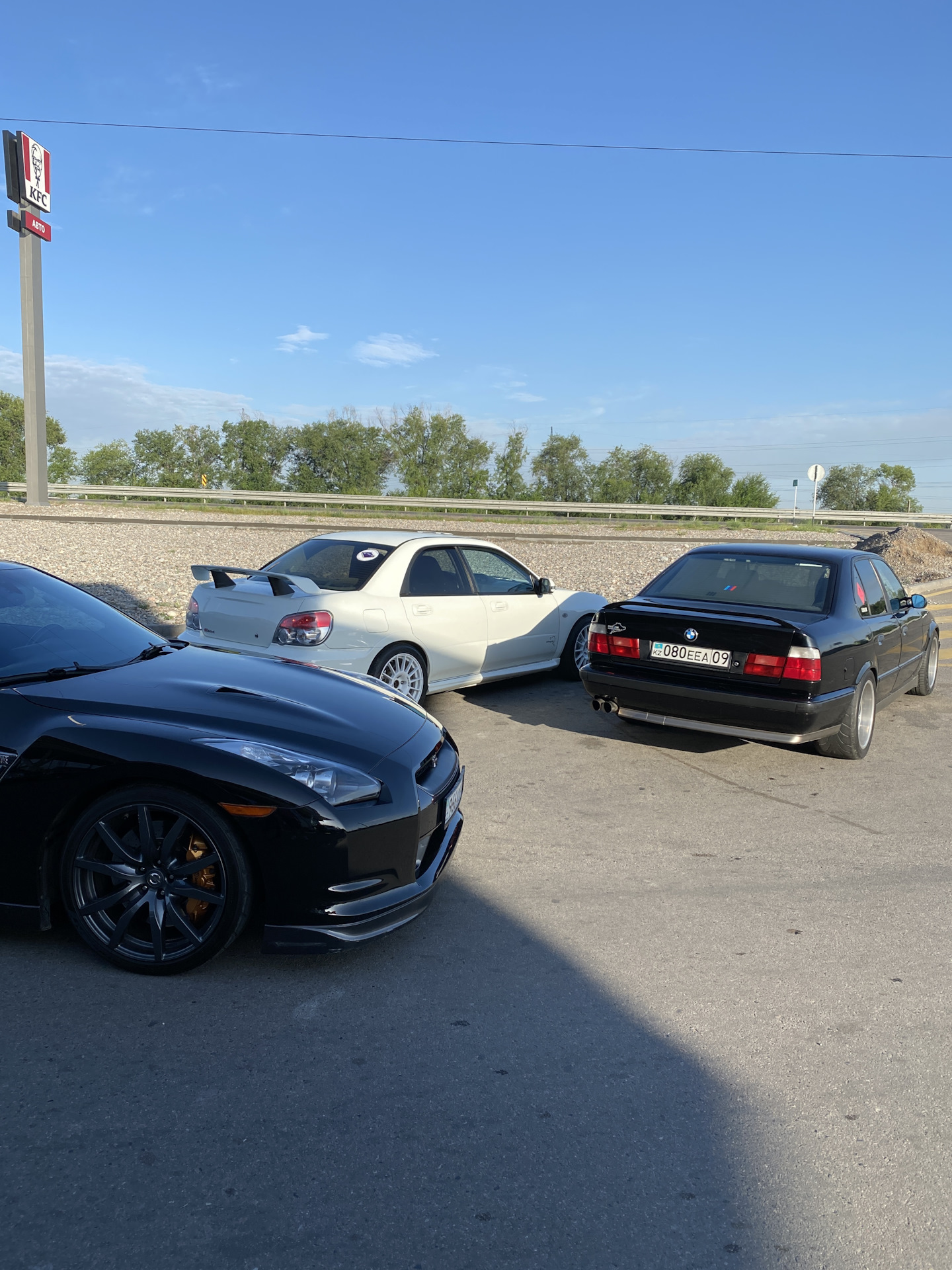 Большая заруба | BMW E34 vs BMW E32 TURBO/ SUBARU WRX STI/ NISSAN GTR ...