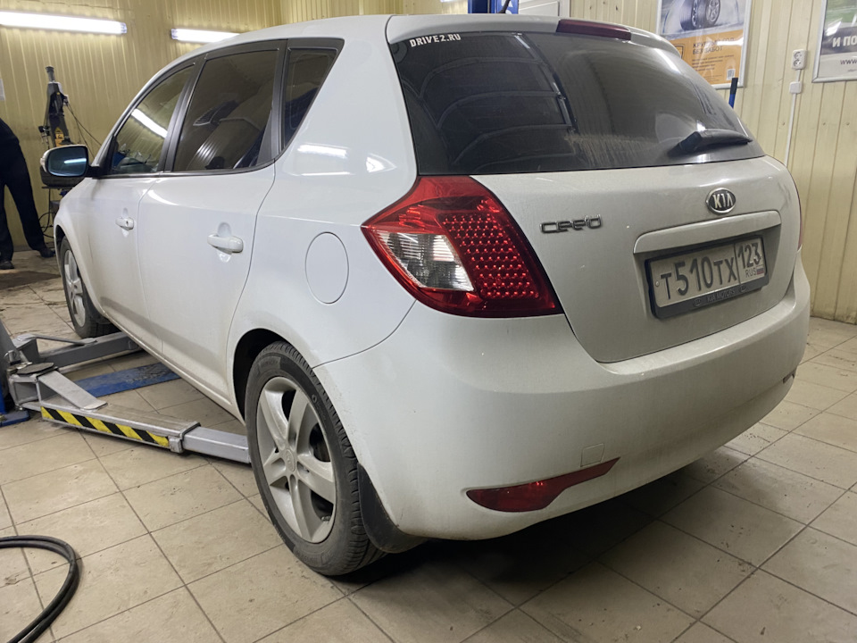 Переобулся на зиму — KIA Ceed (1G), 1,6 л, 2010 года | плановое ТО | DRIVE2