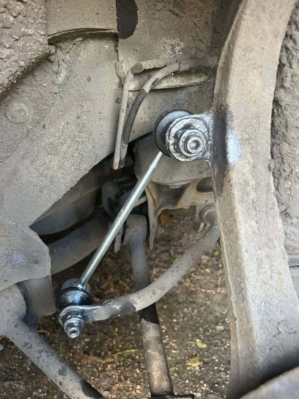 Замена задних стоек амортизаторов и опорного подшипника Шевроле Эпика ...