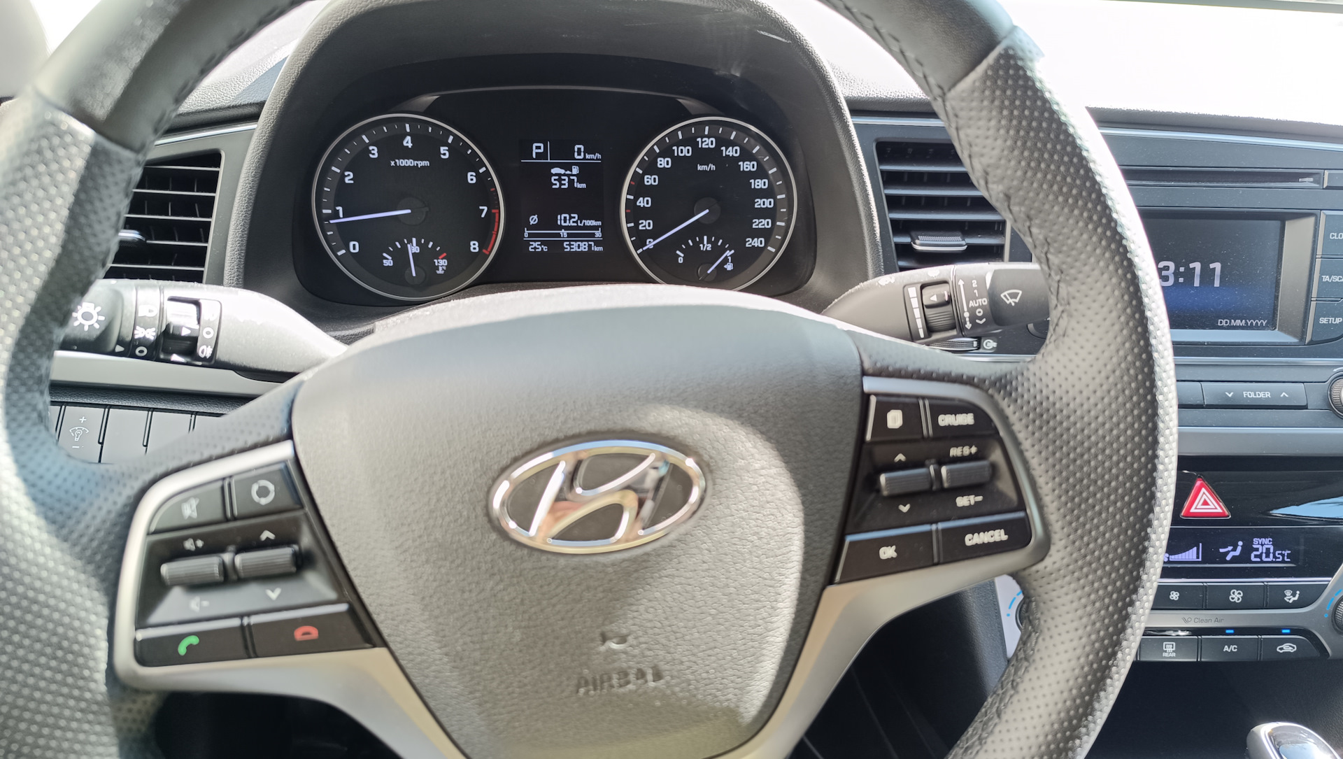 Диагностика Carman i100 — Hyundai Elantra (6G), 1,6 л, 2017 года ...