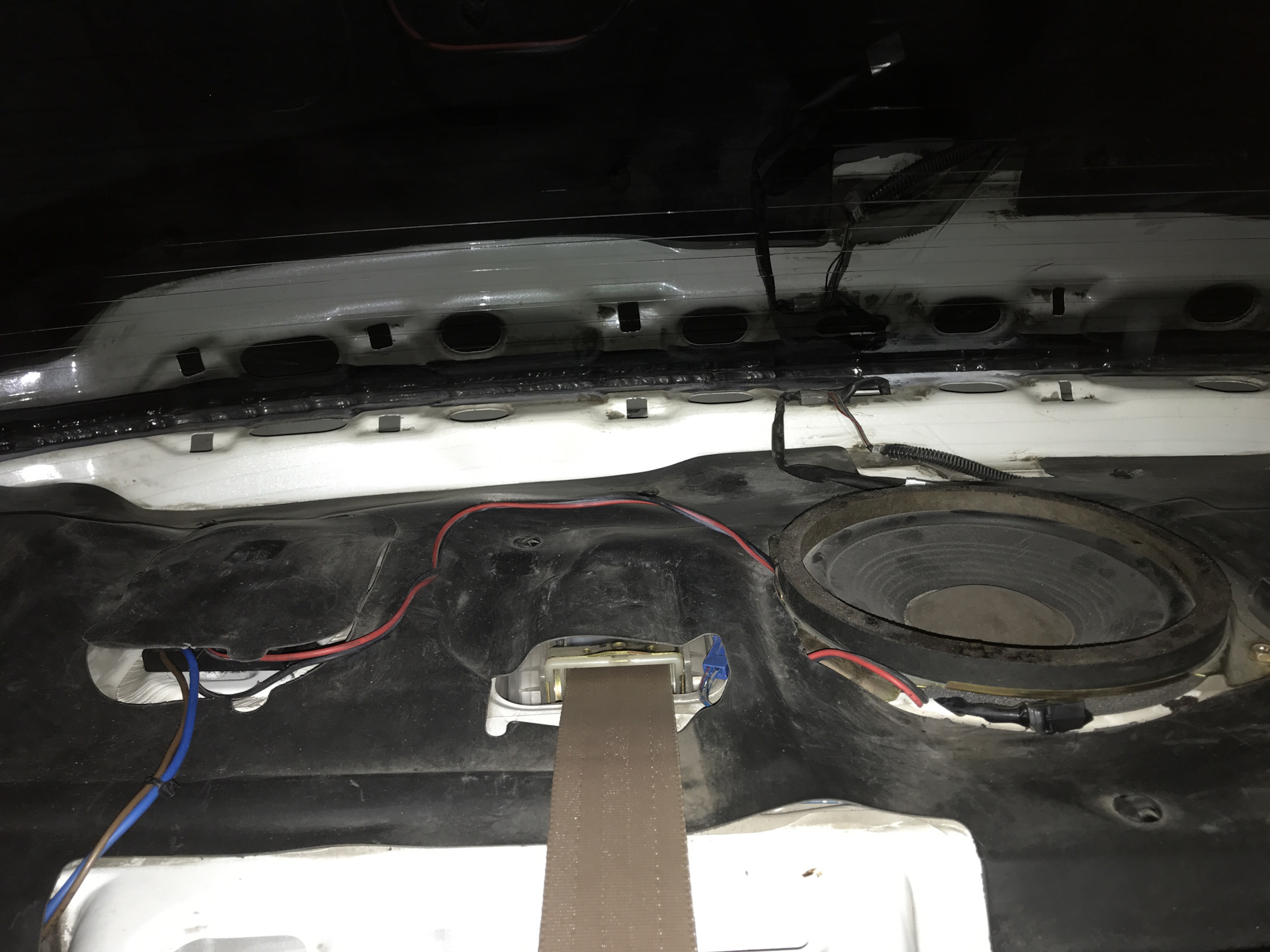 Подключения штатного сабвуфера Crown 175 — Toyota Crown (S170), 3 л ...